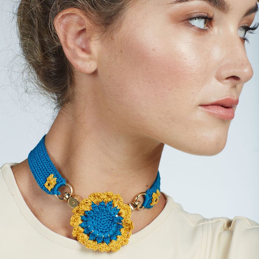 BLUE CHOKER NECKLACE — Untitled Barcelona